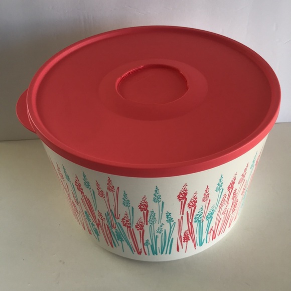 Tupperware | Kitchen | Tupperware Set Canister Jumbo Jug Tumbler 4 ...